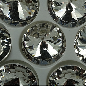 16mm Swarovski Rivoli Crystal AB - www.thesouthamptonbeadshop.co.uk